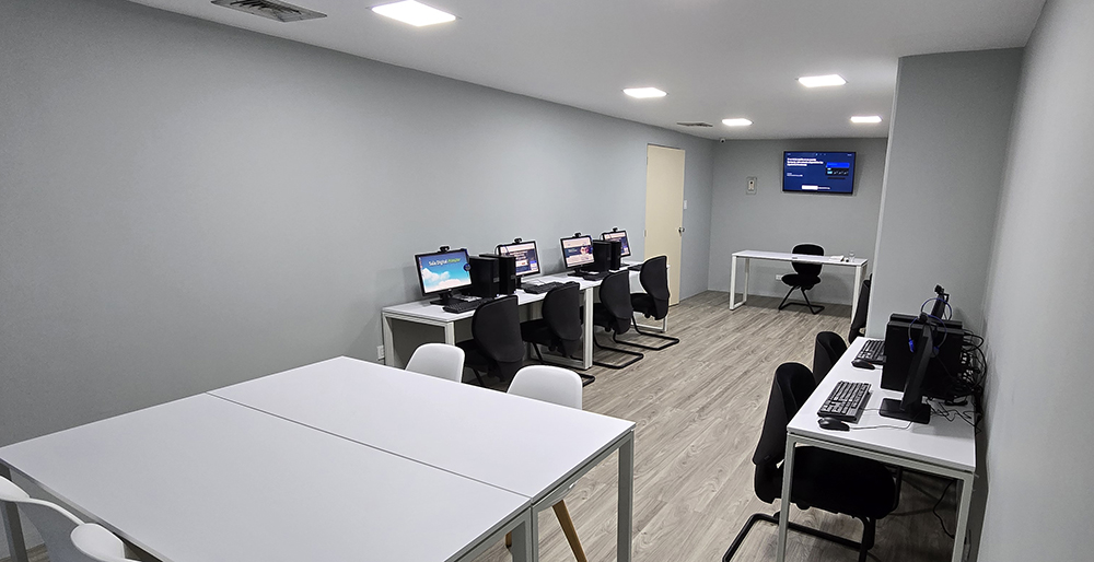 Fundación Telefónica Movistar inaugura Sala Digital en la Escuela de ...